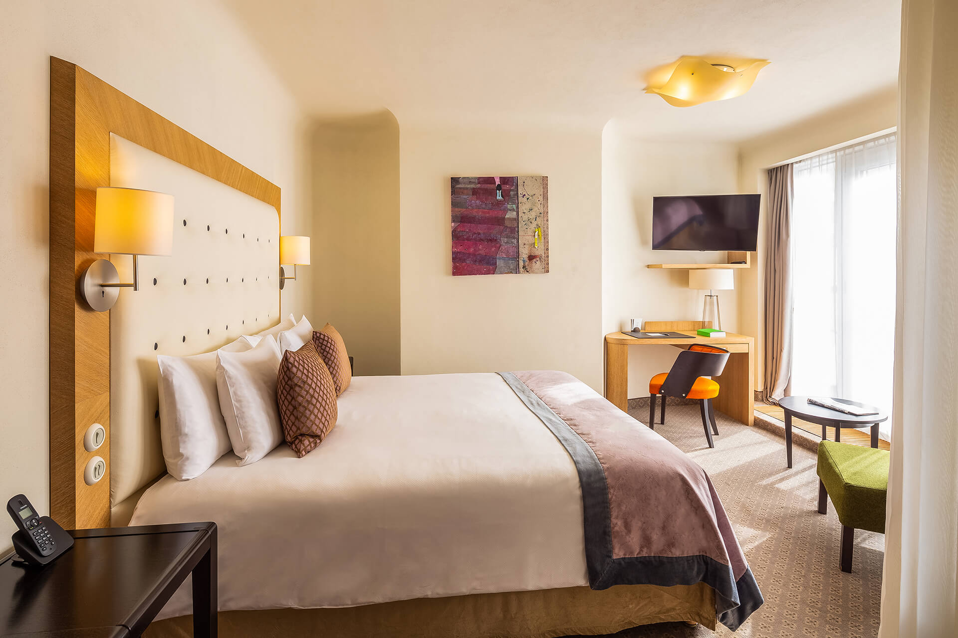 Deluxe Rooms | DOME Hotel