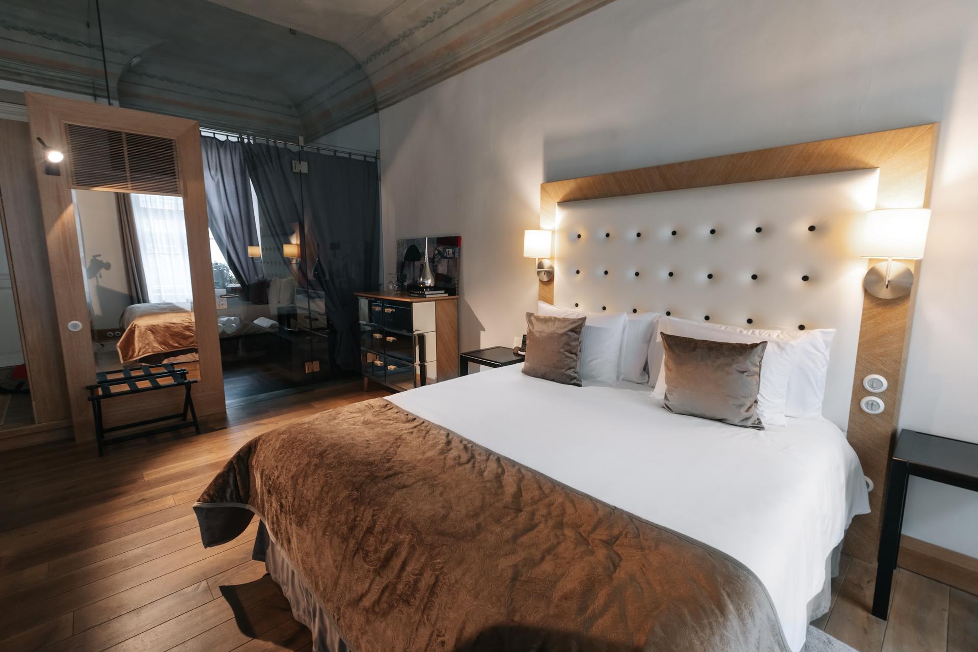 Elegant rooms at a luxurious hotel in Riga Old Town | DOME Hotel